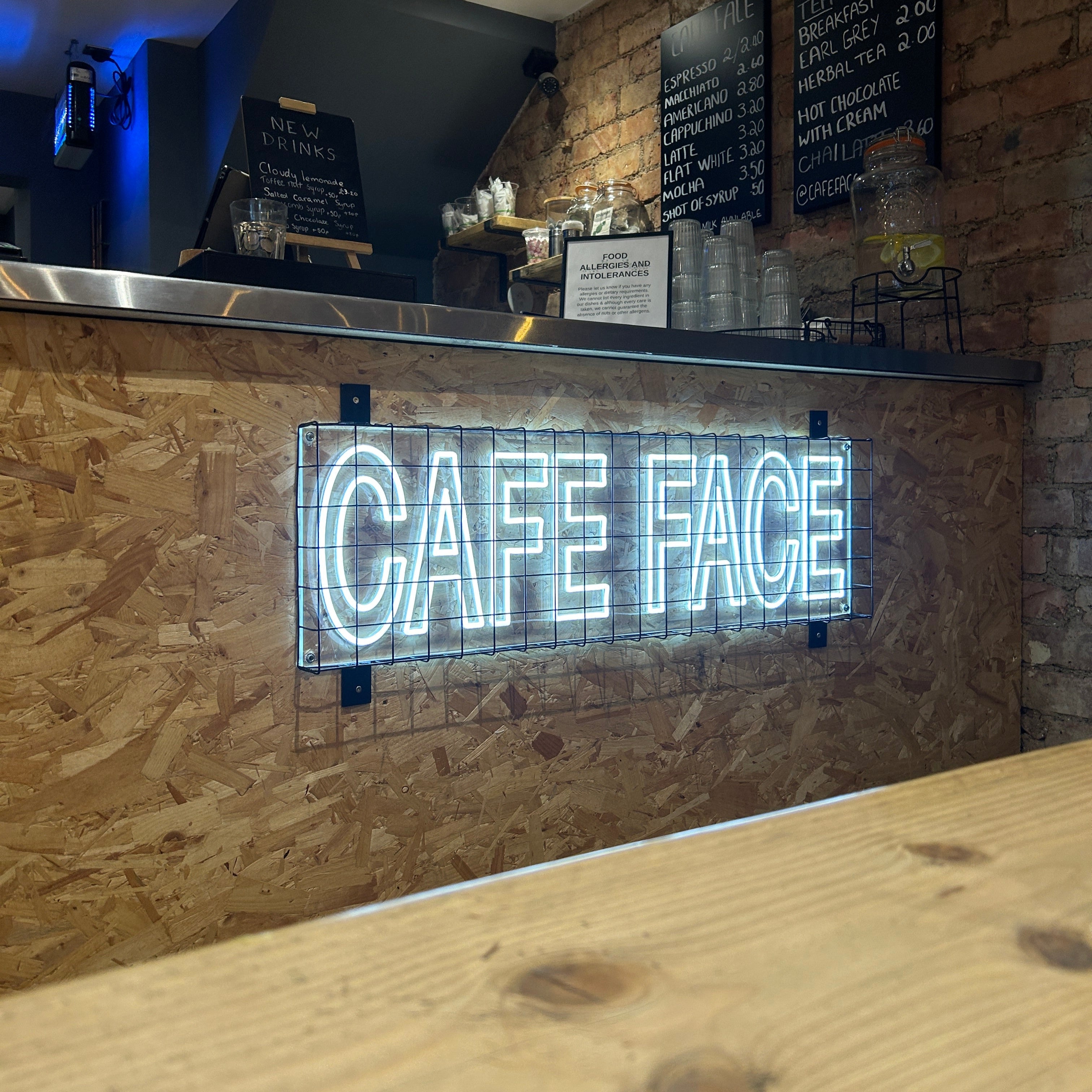 Custom Steel Cage for Neon Signs – NeonCow